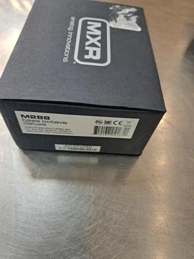 Gear Hunter | MXR - M288 BASS OCTAVE DELUXE